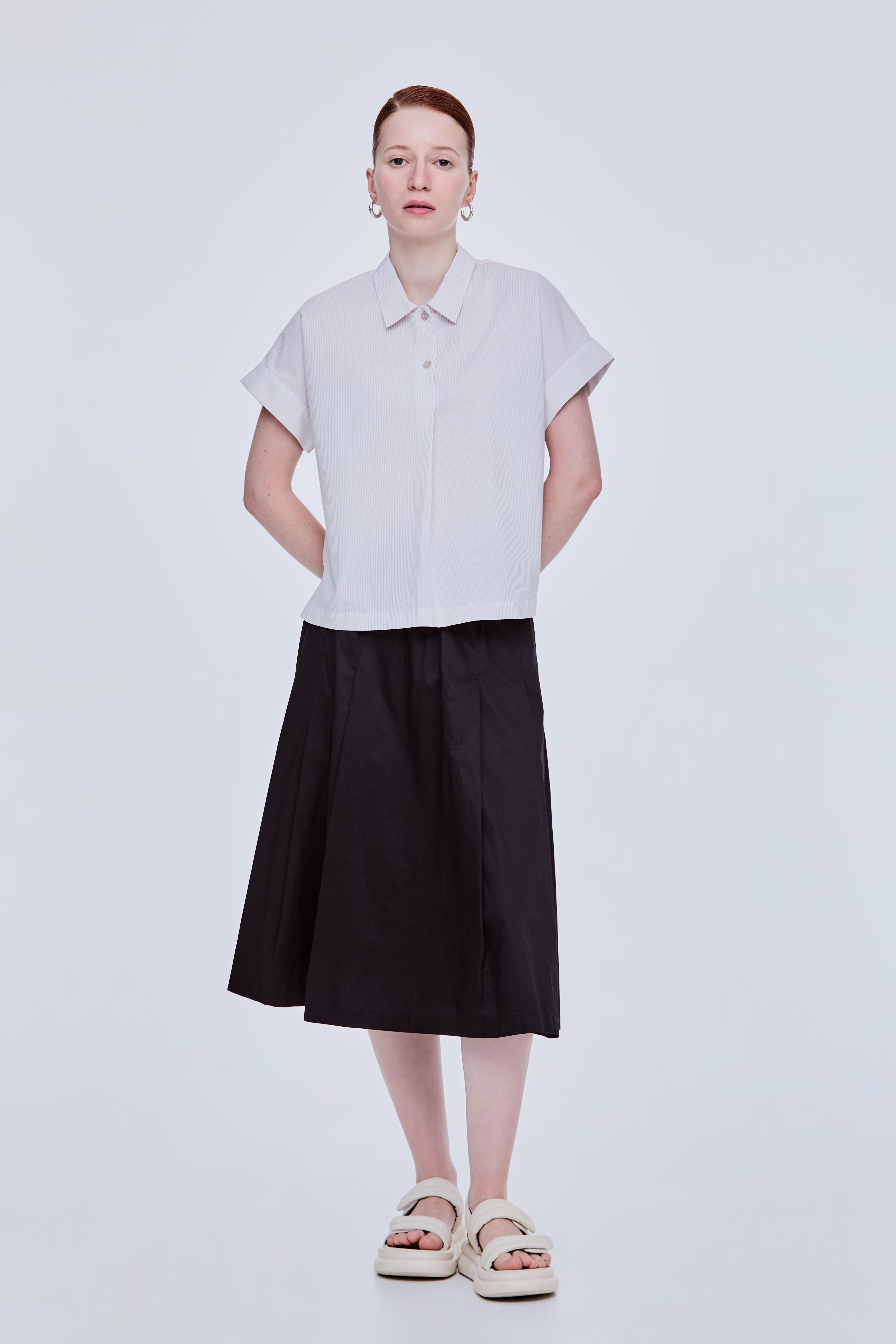 Basic Box Pleat Blouse – iORA Malaysia