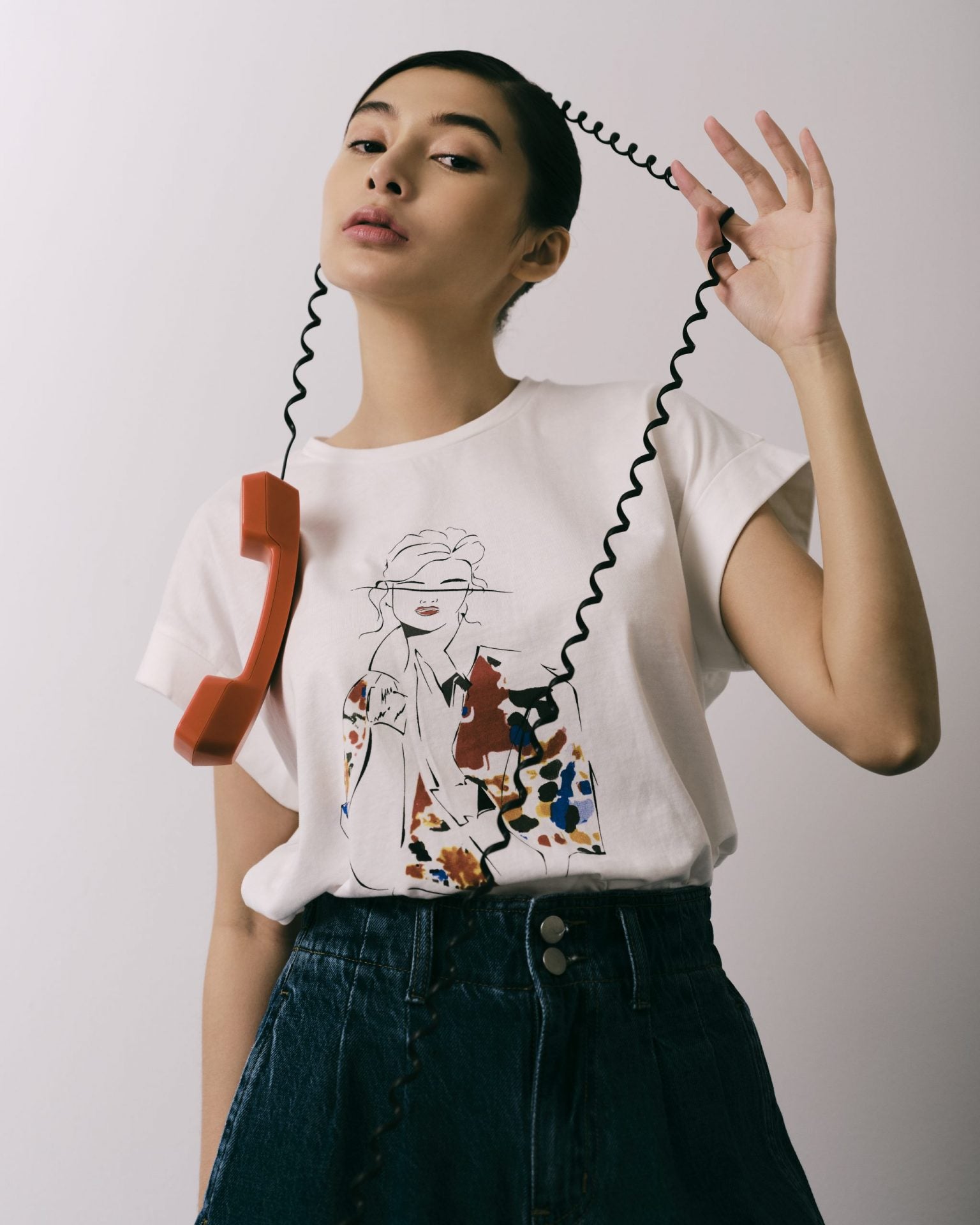 High-Waisted Elasticated Shorts – iORA Malaysia