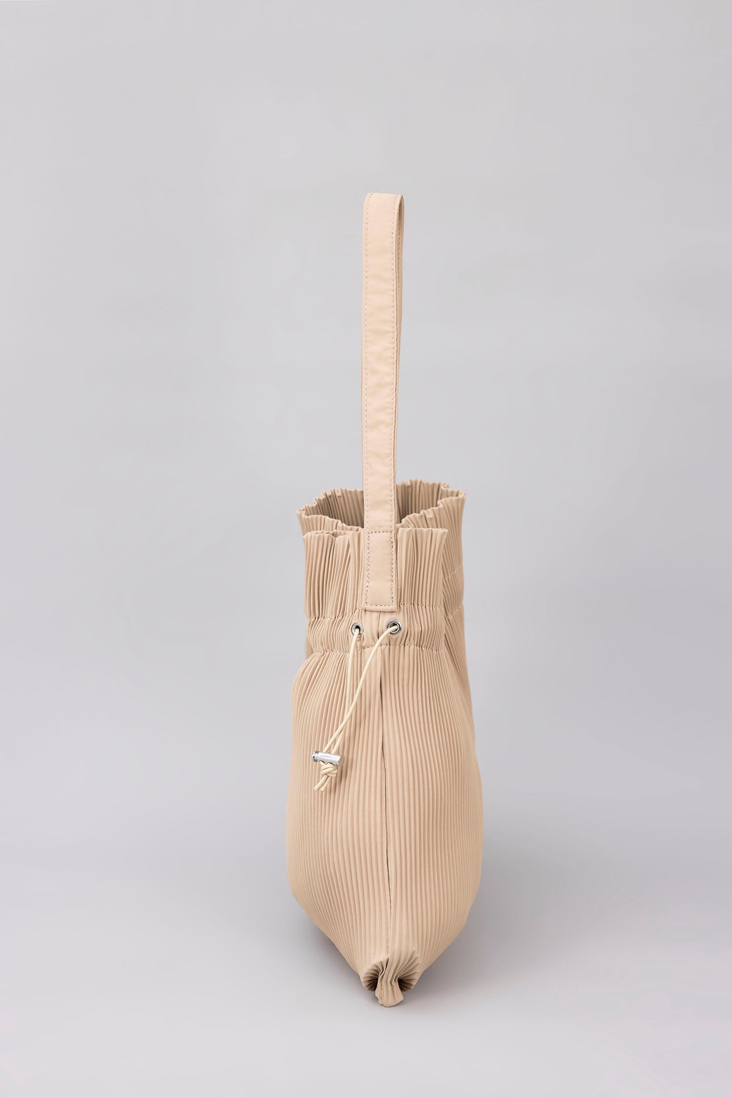 Drawstring Pleated Pouch – iORA Malaysia