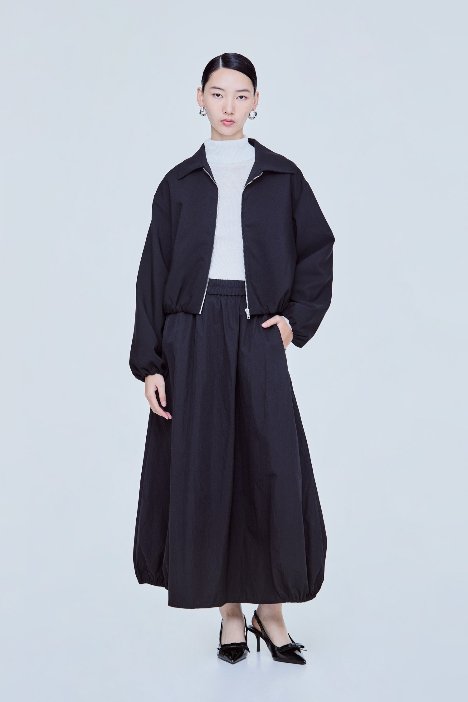 Elasticised Hem Jacket – iORA Malaysia