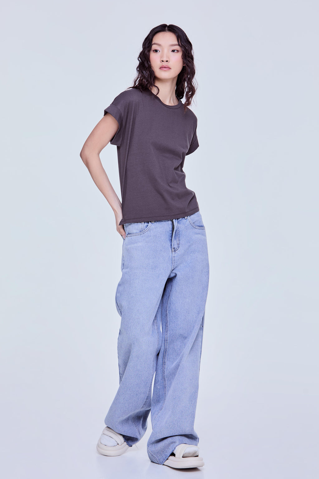 Basic Folded Cuff Tee – iORA Malaysia