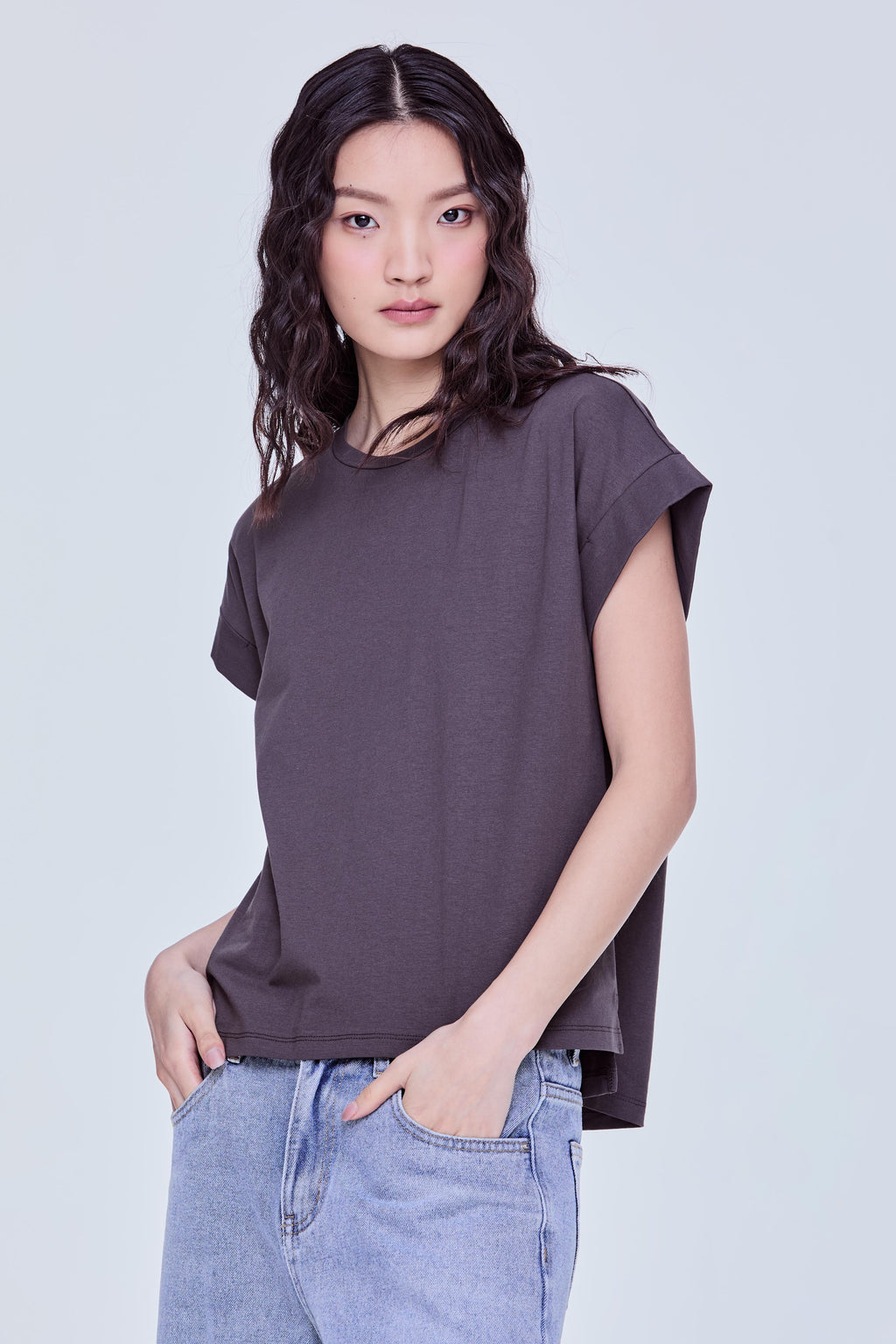 Basic Folded Cuff Tee – iORA Malaysia