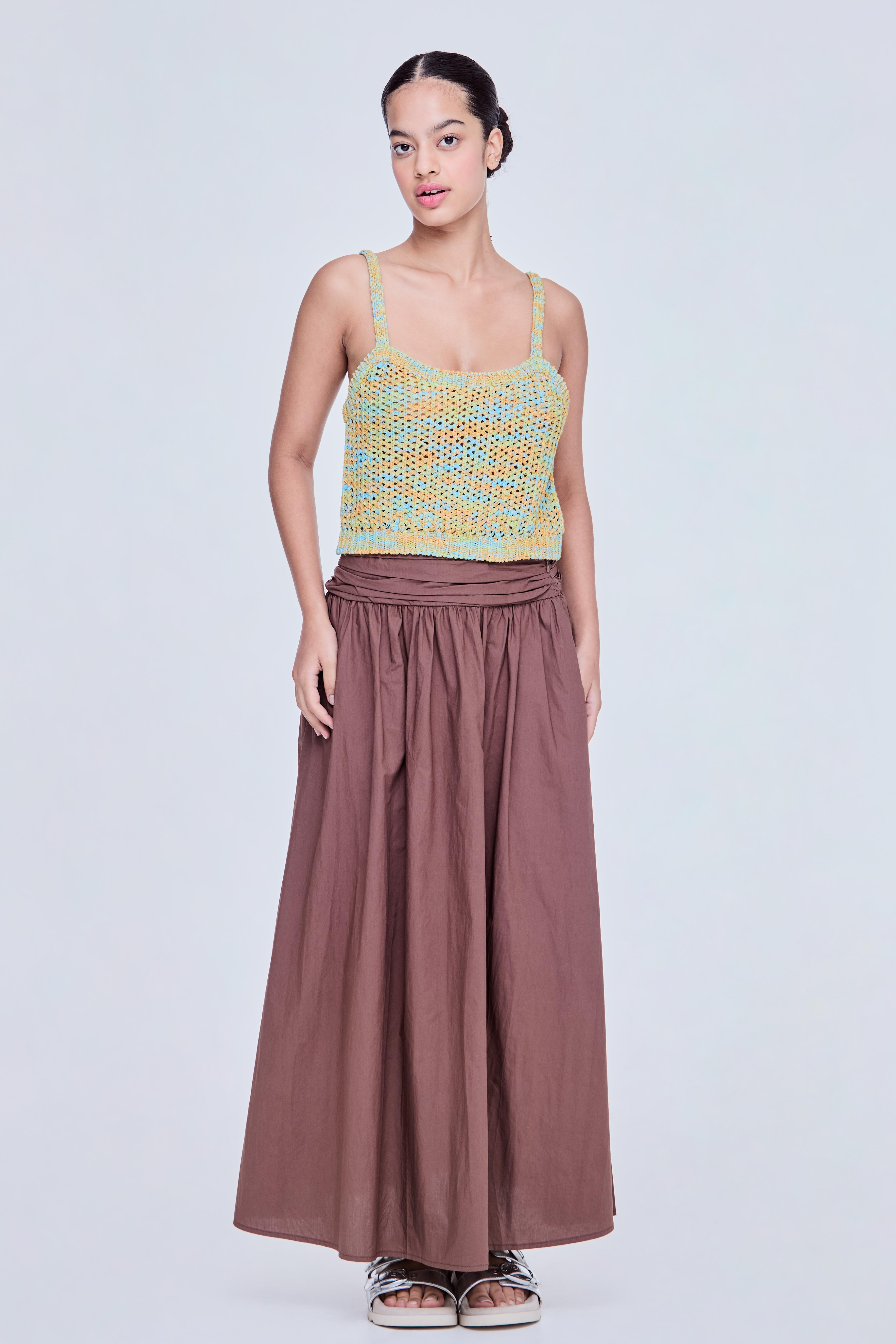 Knitted Cropped Top – iORA Malaysia
