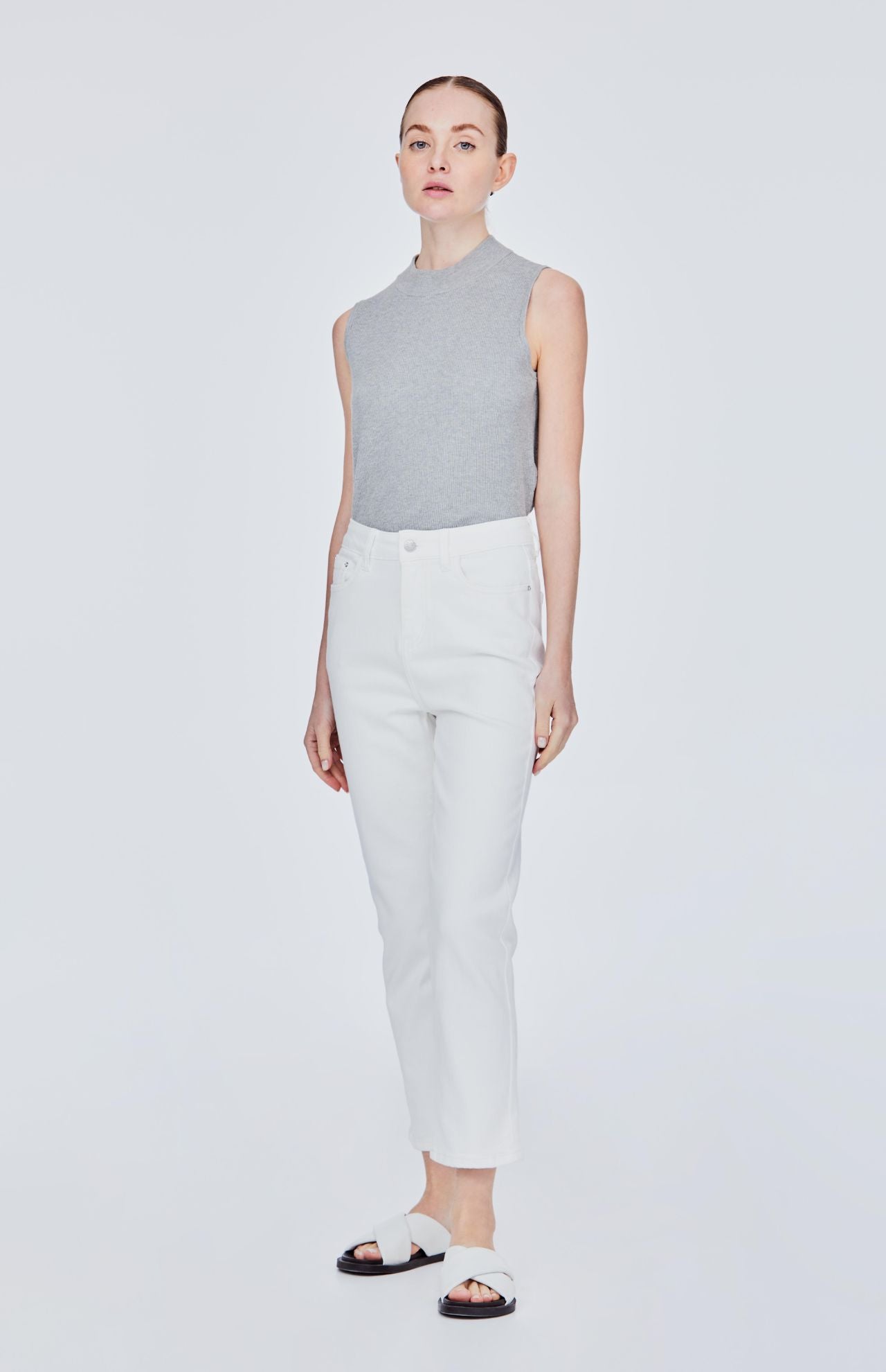 Straight Cut Jeans – iORA Malaysia